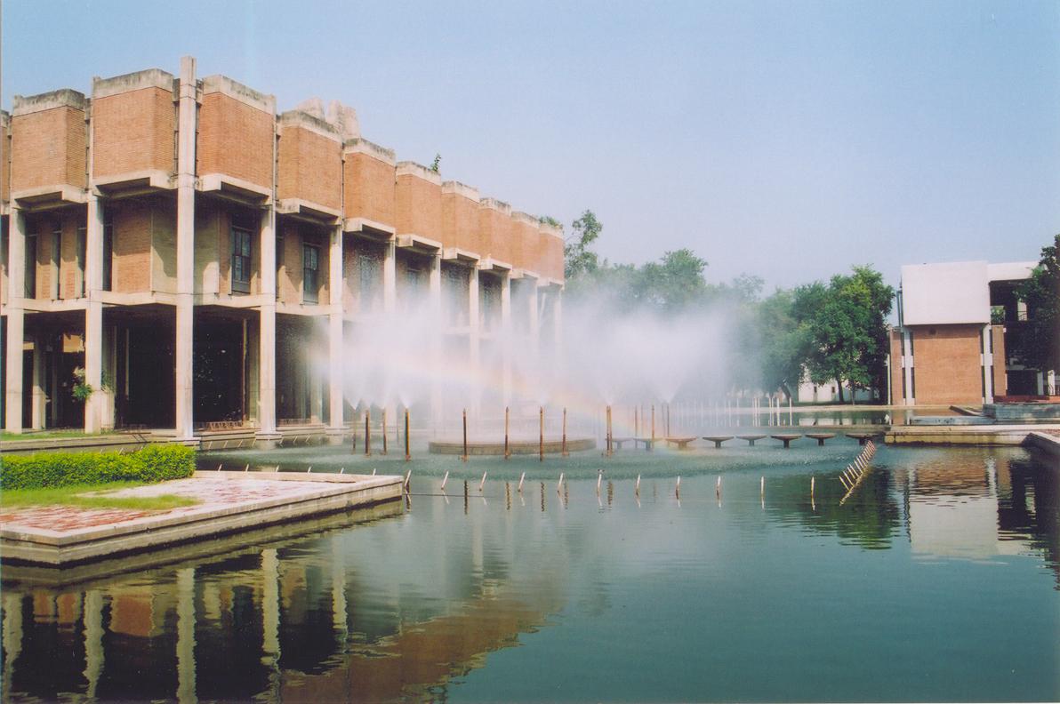 How IIT Kanpur Welcome Its New Students 
